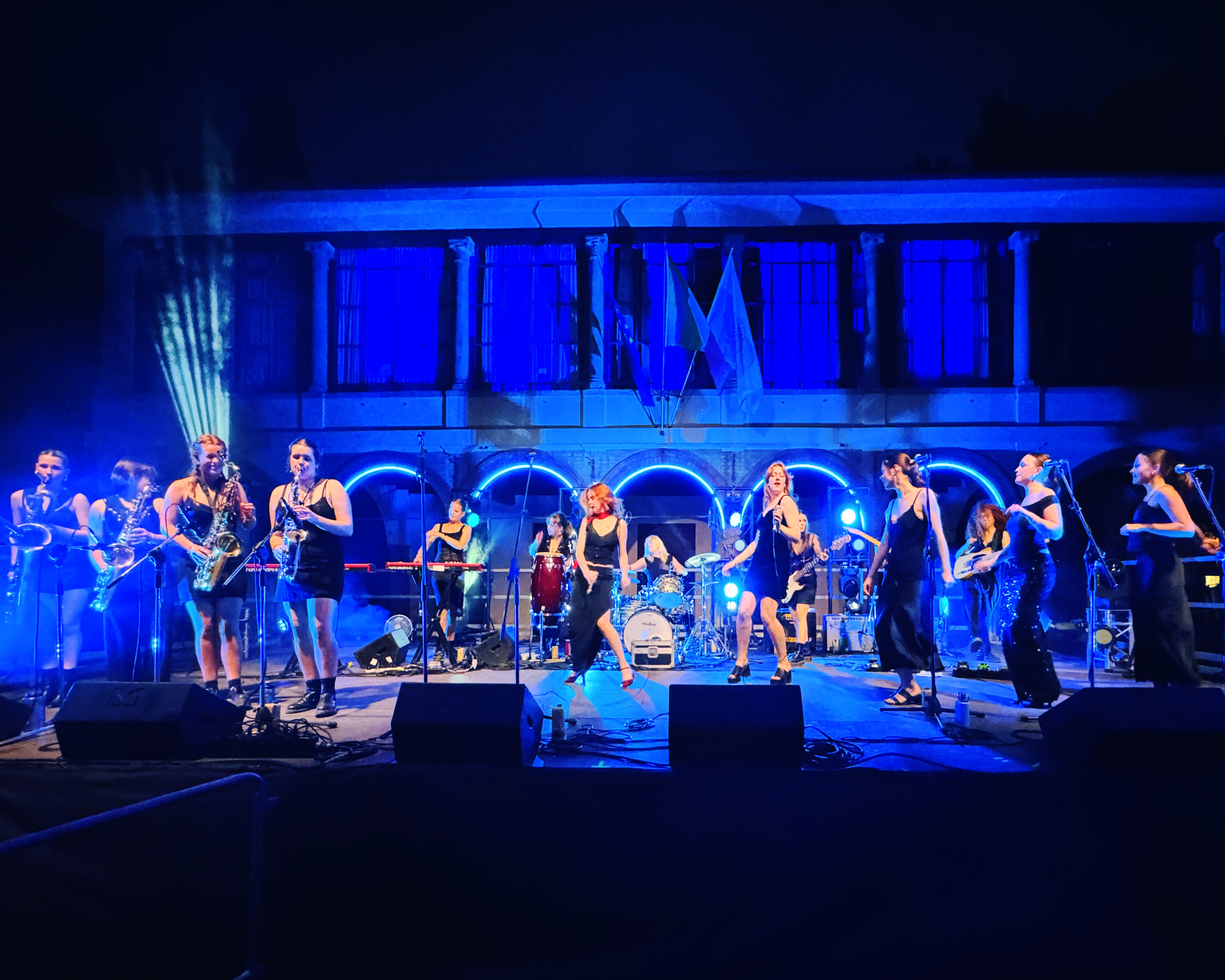 Watch: Sweethearts Studio 5 Live | PBS FM