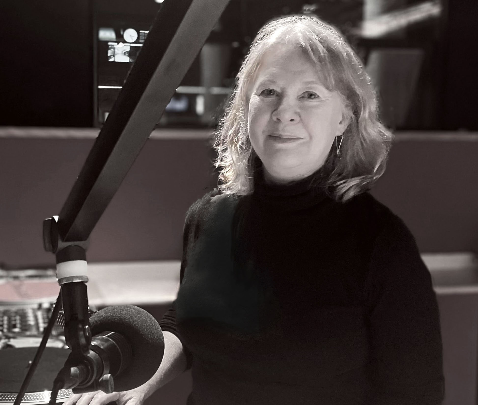 Subway Sounds - Songs of Power with Suzi Hutchings | PBS FM